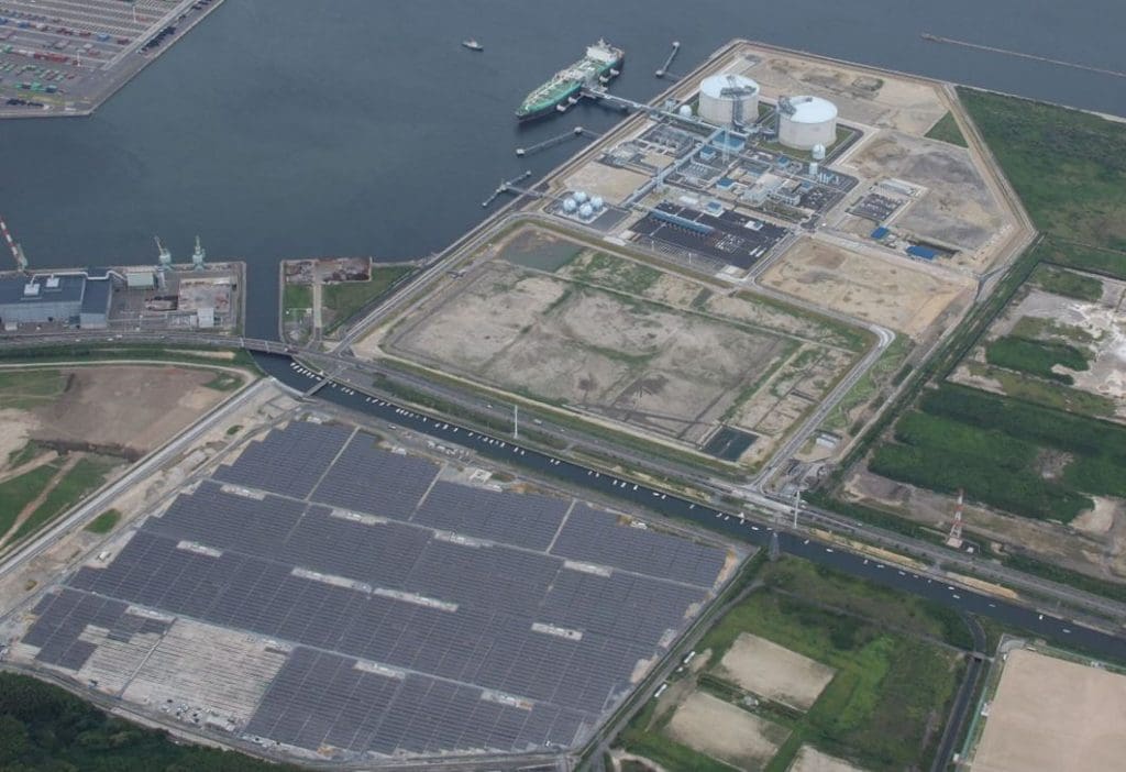 Japan's Saibu Gas, Kyushu Electric revive Hibiki LNG power plant plans ...