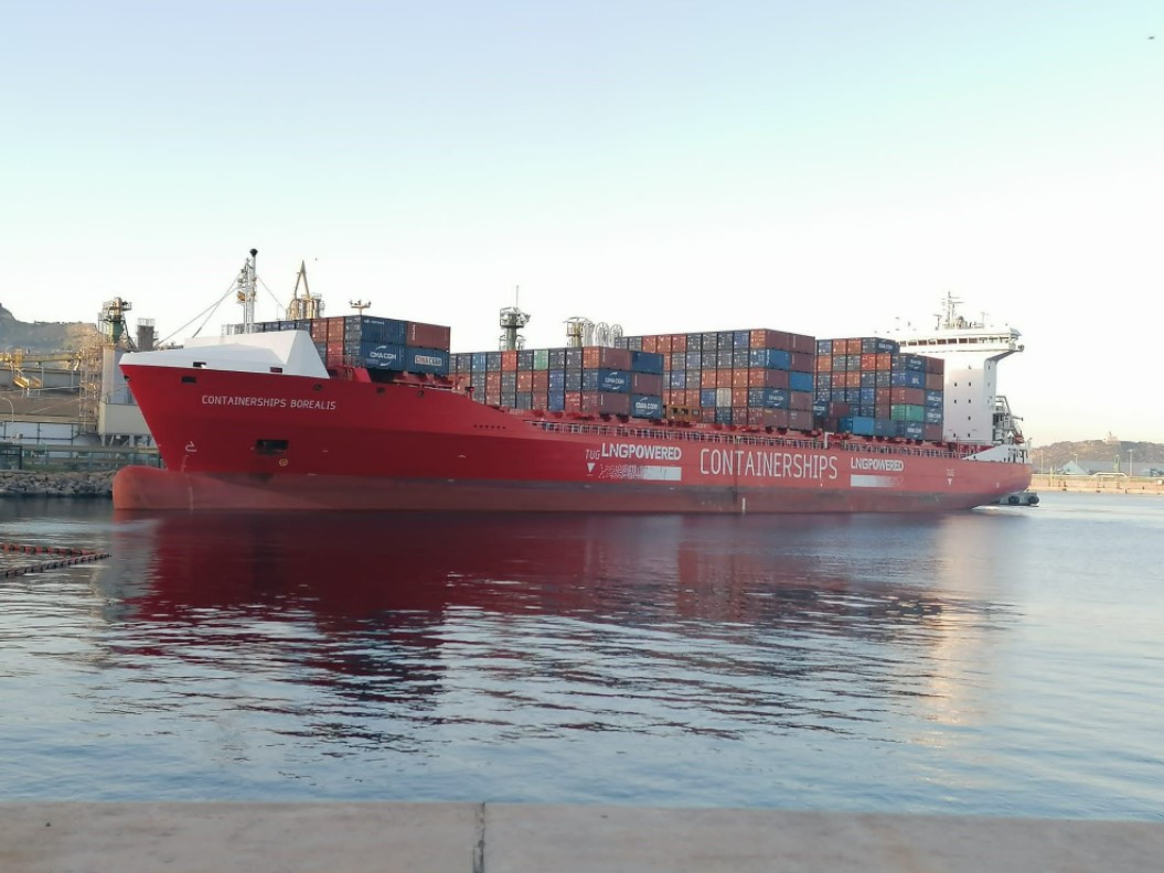 Enagas joins forces with Repsol and CMA CGM's Containerships for ...