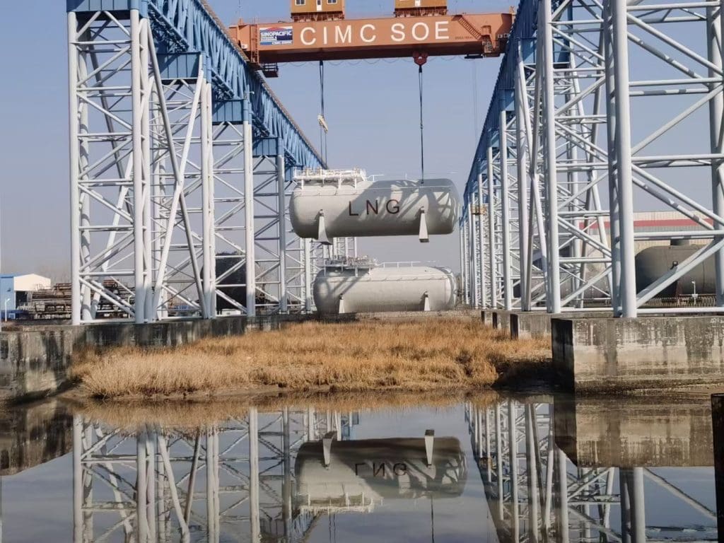 Fratelli Cosulich plans to order one ammonia bunkering vessel at CIMC ...