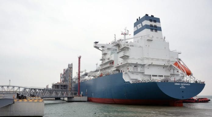 Hoegh's FSRU heads to Germany to start Wilhelmshaven job - LNG Prime