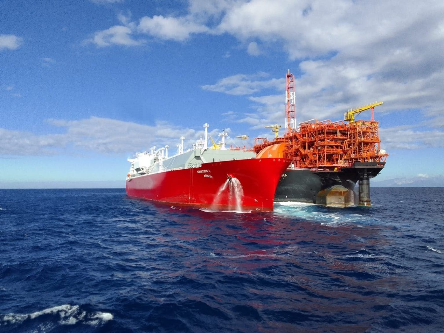 Italian FSRU operator offers regas capacity - LNG Prime