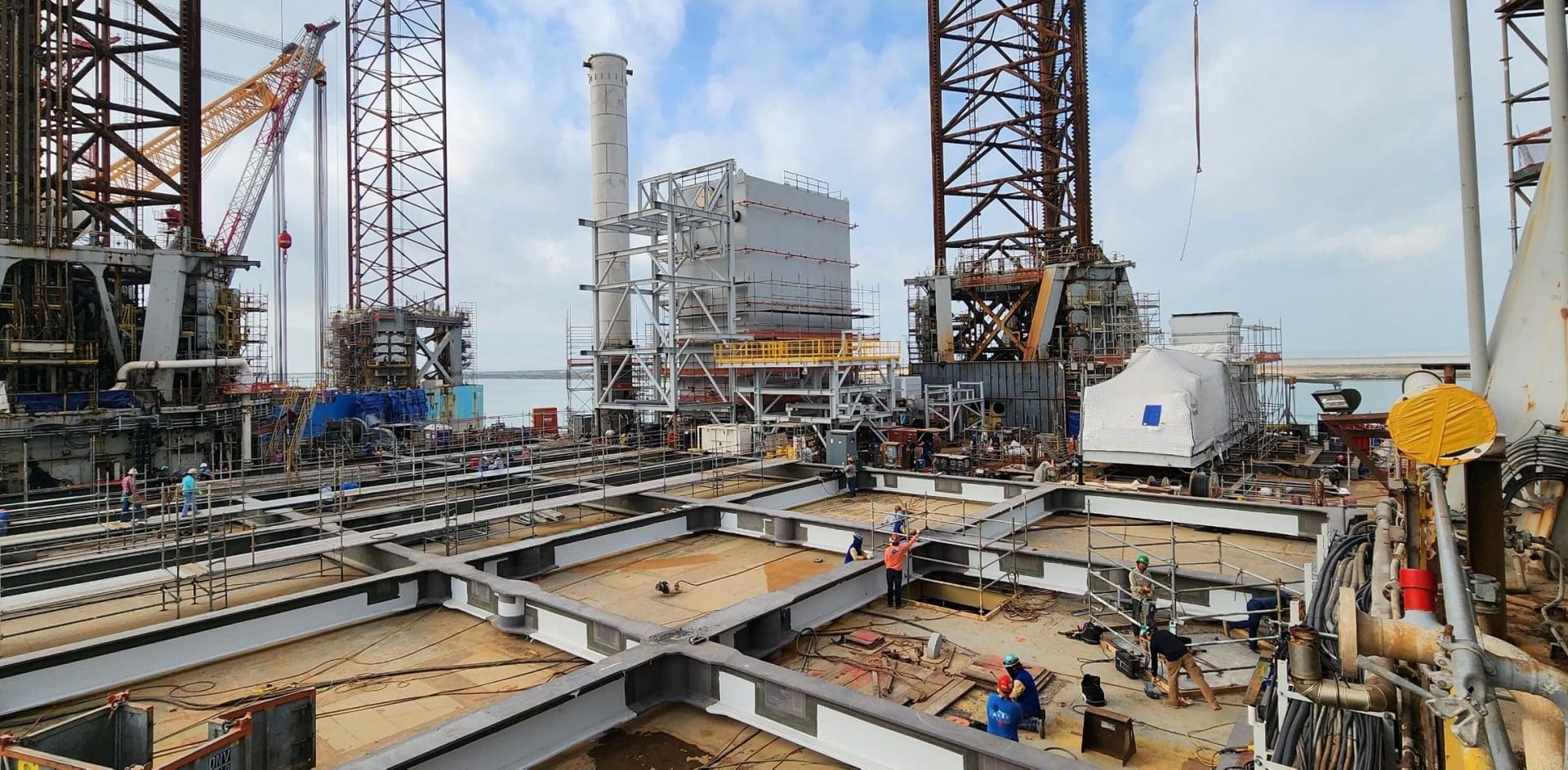 NFE plans to launch its first floating LNG producer off Altamira in July - LNG Prime