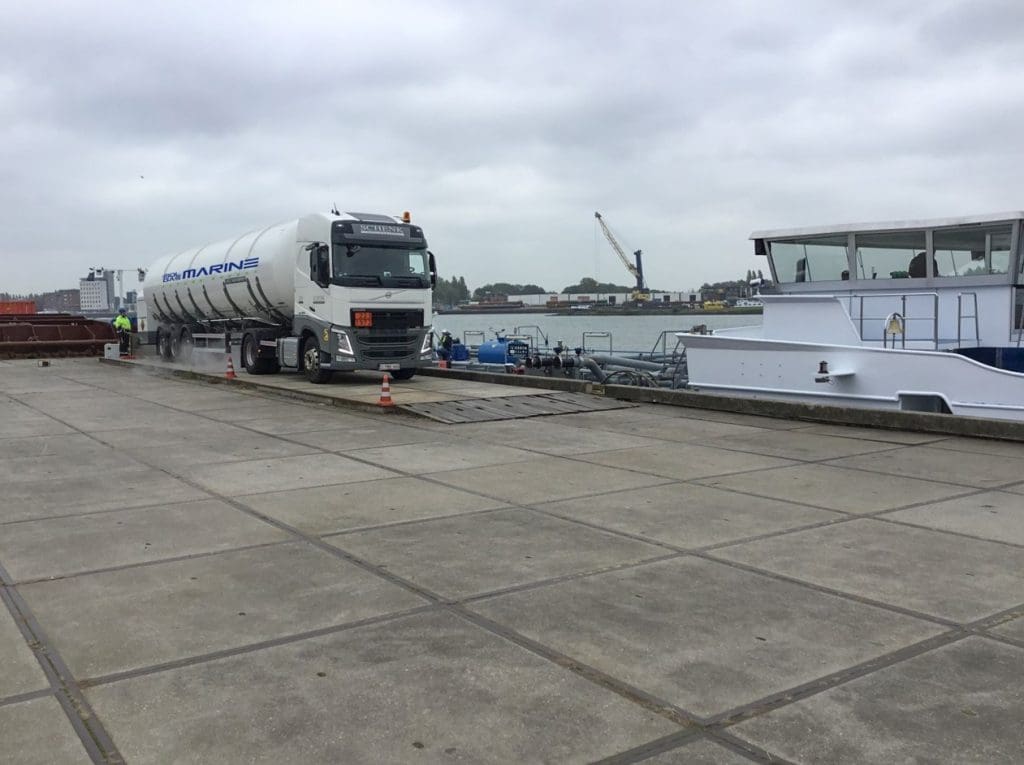 Molgas expands LNG bunkering network with first Rotterdam operation ...