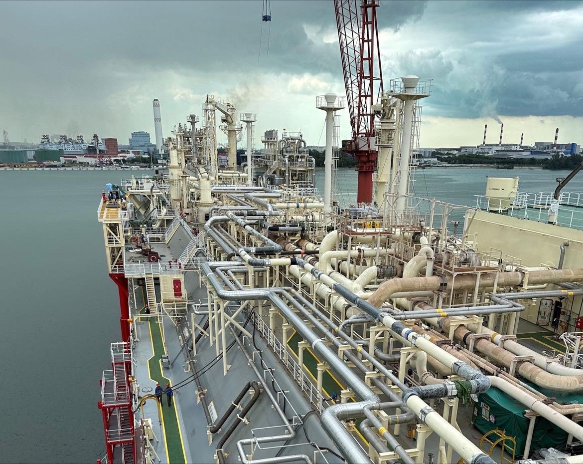 Alexandroupolis FSRU departs Singapore for Greece - LNG Prime