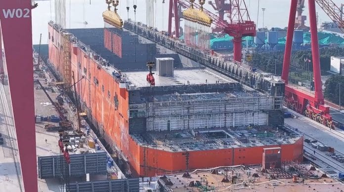 Wison installs first SPB tank on Eni's FLNG - LNG Prime