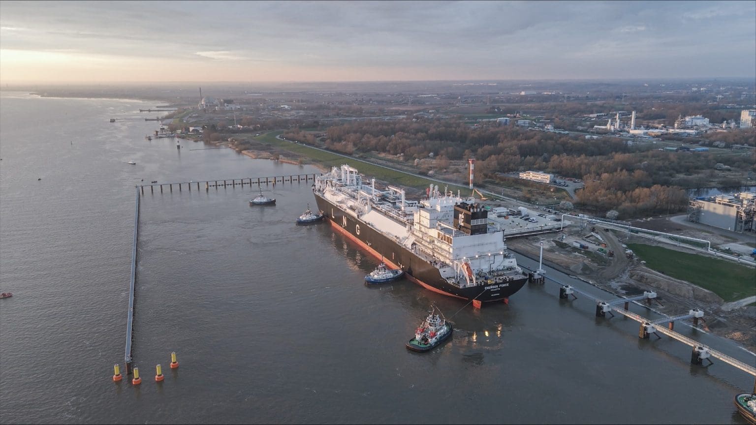 Germany’s DET says Stade FSRU to receive first LNG cargo in H2 2024 ...