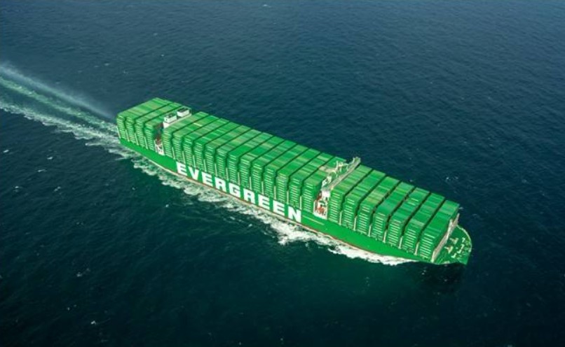 Evergreen to spend up to $2.87 billion on new LNG-powered containership ...