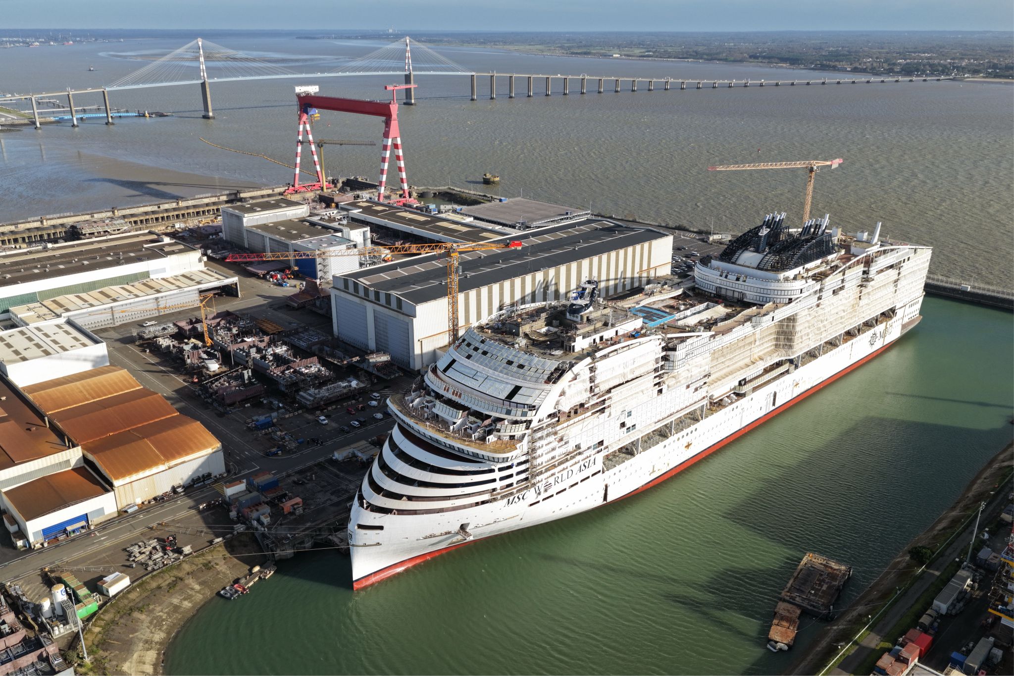 MSC Cruises places order for two more LNG-powered ships in France - LNG ...