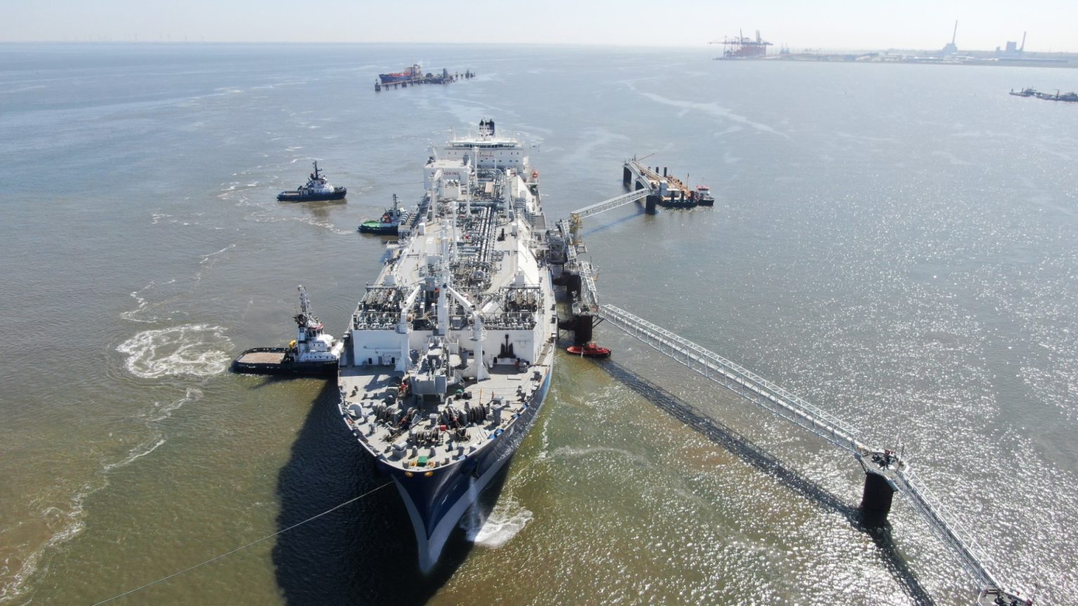 German LNG terminal operator boosts regas volumes in 2025 - LNG Prime