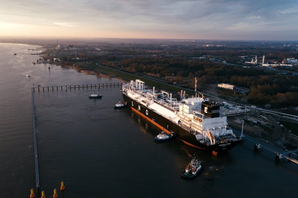 DET plans to launch Stade FSRU terminal in September - LNG Prime